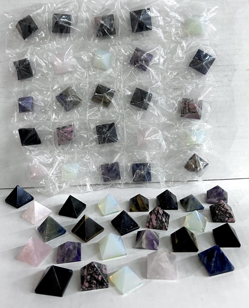 India Stone Pyramid Pack2 - Driftstone Pueblo - Wholesale